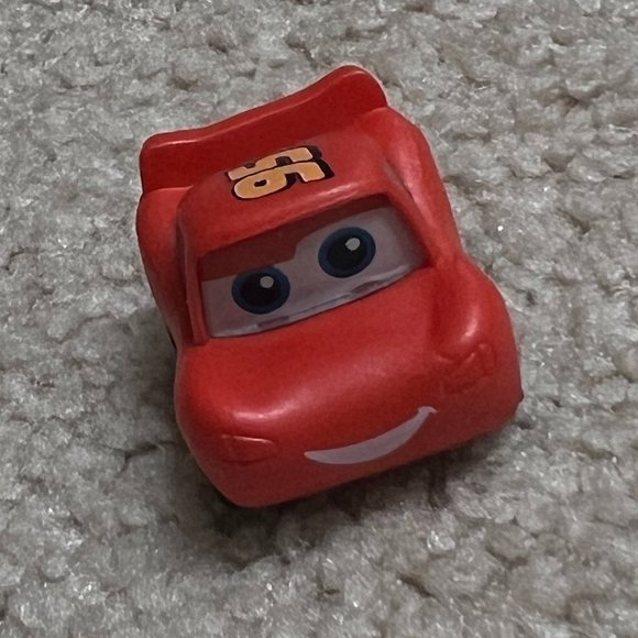 Disney | Toys | Disney Doorables Series 9 Lightning Mcqueen From Cars ...